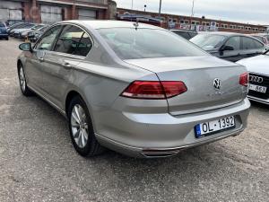 Pelēks Volkswagen Passat B8 2015 Daugavpils, ar dzinēja tilpumu 2.00 L un nobraukumu 0 tūkst. km par 12500 €, foto 5 vietnē AUTOMOTO.COM.LV