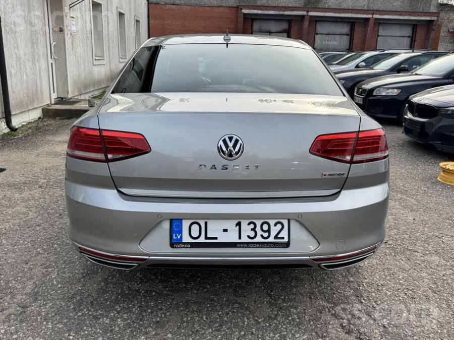Pelēks Volkswagen Passat B8 2015 Daugavpils, ar dzinēja tilpumu 2.00 L un nobraukumu 0 tūkst. km par 12500 €, foto 6 vietnē AUTOMOTO.COM.LV