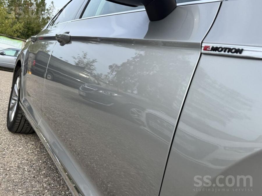 Pelēks Volkswagen Passat B8 2015 Daugavpils, ar dzinēja tilpumu 2.00 L un nobraukumu 0 tūkst. km par 12500 €, foto 12 vietnē AUTOMOTO.COM.LV
