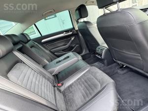 Pelēks Volkswagen Passat B8 2015 Daugavpils, ar dzinēja tilpumu 2.00 L un nobraukumu 0 tūkst. km par 12500 €, foto 27 vietnē AUTOMOTO.COM.LV