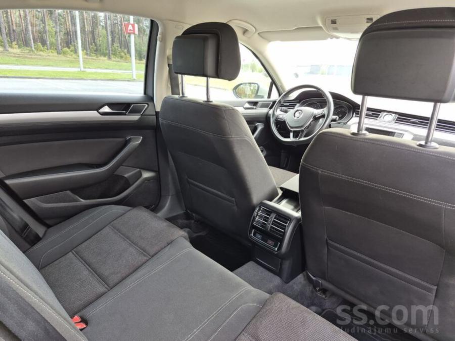 Pelēks Volkswagen Passat B8 2015 Rīga, ar dzinēja tilpumu 1.40 L un nobraukumu 219 tūkst. km par 8490 €, foto 10 vietnē AUTOMOTO.COM.LV