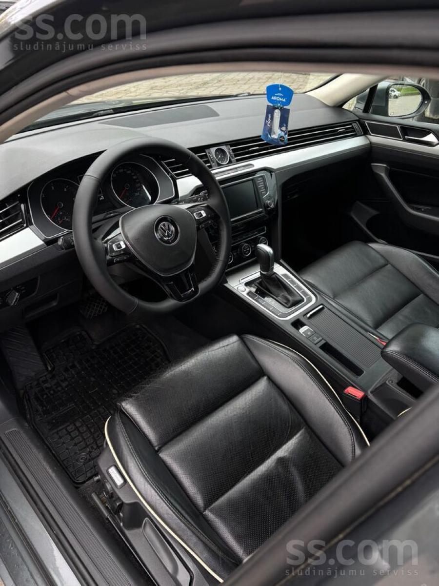 Grey Volkswagen Passat B8 2015 in Jelgava, with an engine capacity of 2.00 L and mileage of 263 thousand km for 9500 €, photo 7 on AUTOMOTO.COM.LV