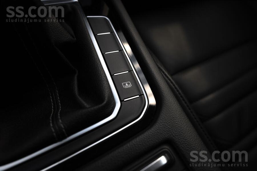 Pelēks Volkswagen Passat B8 2016 Rīga, ar dzinēja tilpumu 2.00 L un nobraukumu 174 tūkst. km par 13990 €, foto 19 vietnē AUTOMOTO.COM.LV