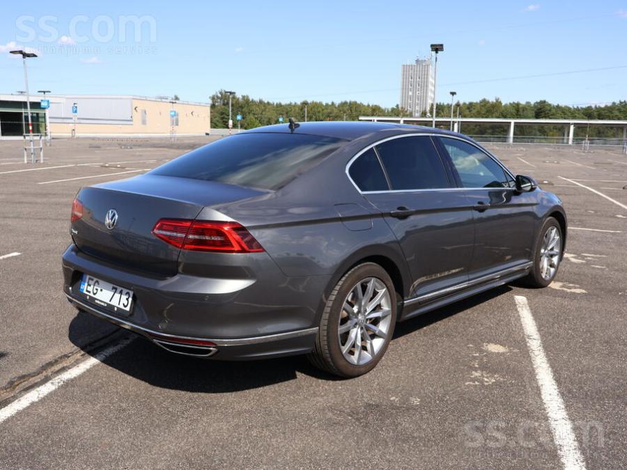 Pelēks Volkswagen Passat B8 2016 Rīga, ar dzinēja tilpumu 1.80 L un nobraukumu 150 tūkst. km par 15000 €, foto 9 vietnē AUTOMOTO.COM.LV