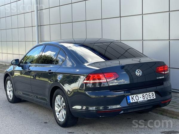 Pelēks Volkswagen Passat B8 2017 Rīga, ar dzinēja tilpumu 1.40 L un nobraukumu 90 tūkst. km par 11500 €, foto 2 vietnē AUTOMOTO.COM.LV