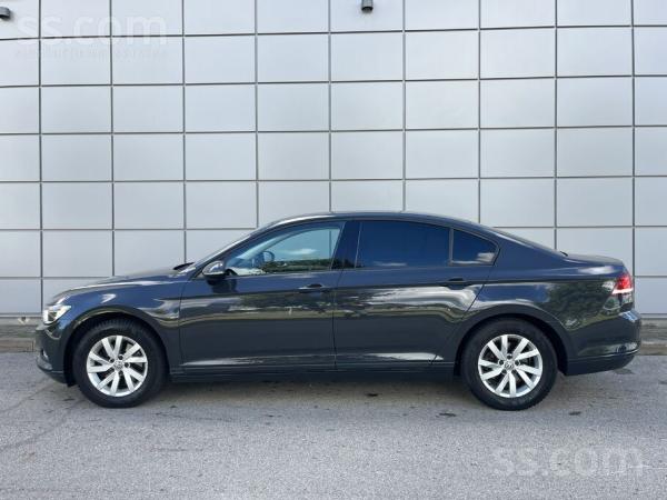 Pelēks Volkswagen Passat B8 2017 Rīga, ar dzinēja tilpumu 1.40 L un nobraukumu 90 tūkst. km par 11500 €, foto 6 vietnē AUTOMOTO.COM.LV