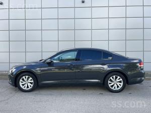 Pelēks Volkswagen Passat B8 2017 Rīga, ar dzinēja tilpumu 1.40 L un nobraukumu 90 tūkst. km par 11500 €, foto 7 vietnē AUTOMOTO.COM.LV