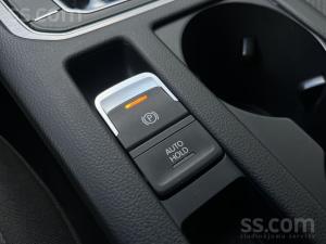 Pelēks Volkswagen Passat B8 2017 Rīga, ar dzinēja tilpumu 1.40 L un nobraukumu 90 tūkst. km par 11500 €, foto 12 vietnē AUTOMOTO.COM.LV