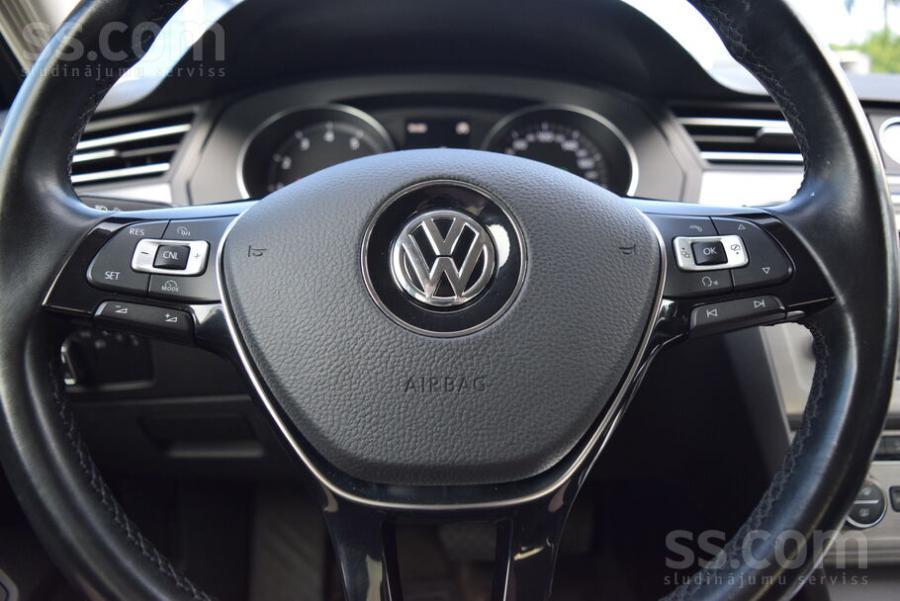 Grey Volkswagen Passat B8 2017 in Riga, with an engine capacity of 1.40 L and mileage of 204 thousand km for 9800 €, photo 10 on AUTOMOTO.COM.LV