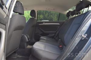 Grey Volkswagen Passat B8 2017 in Riga, with an engine capacity of 1.40 L and mileage of 204 thousand km for 9800 €, photo 13 on AUTOMOTO.COM.LV