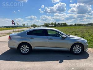 Pelēks Volkswagen Passat B8 2017 Rīga, ar dzinēja tilpumu 2.00 L un nobraukumu 169 tūkst. km par 10800 €, foto 6 vietnē AUTOMOTO.COM.LV