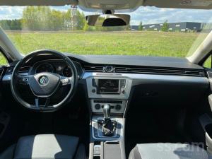 Pelēks Volkswagen Passat B8 2017 Rīga, ar dzinēja tilpumu 2.00 L un nobraukumu 169 tūkst. km par 10800 €, foto 12 vietnē AUTOMOTO.COM.LV