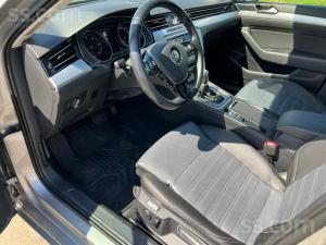 Pelēks Volkswagen Passat B8 2017 Rīga, ar dzinēja tilpumu 2.00 L un nobraukumu 169 tūkst. km par 10800 €, foto 13 vietnē AUTOMOTO.COM.LV