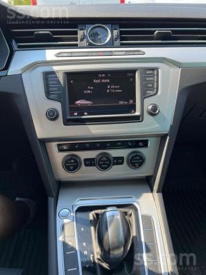 Pelēks Volkswagen Passat B8 2017 Rīga, ar dzinēja tilpumu 2.00 L un nobraukumu 169 tūkst. km par 10800 €, foto 14 vietnē AUTOMOTO.COM.LV