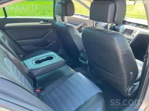 Pelēks Volkswagen Passat B8 2017 Rīga, ar dzinēja tilpumu 2.00 L un nobraukumu 169 tūkst. km par 10800 €, foto 18 vietnē AUTOMOTO.COM.LV