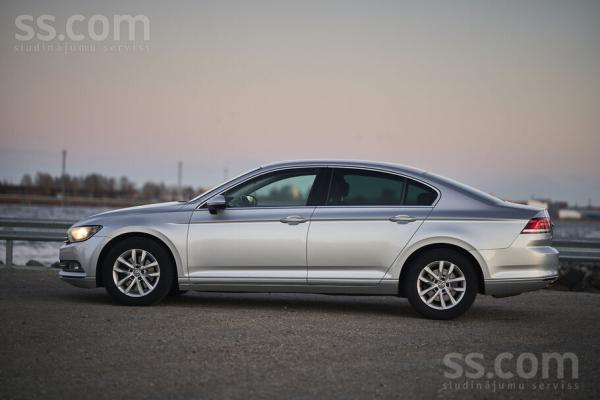 Grey Volkswagen Passat B8 2017 in Riga, with an engine capacity of 1.80 L and mileage of 102 thousand km for 11300 €, photo 1 on AUTOMOTO.COM.LV
