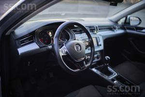Grey Volkswagen Passat B8 2017 in Riga, with an engine capacity of 1.80 L and mileage of 102 thousand km for 11300 €, photo 9 on AUTOMOTO.COM.LV