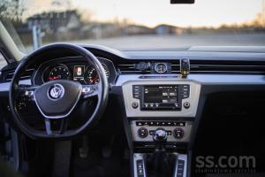 Grey Volkswagen Passat B8 2017 in Riga, with an engine capacity of 1.80 L and mileage of 102 thousand km for 11300 €, photo 10 on AUTOMOTO.COM.LV