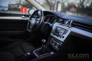Grey Volkswagen Passat B8 2017 in Riga, with an engine capacity of 1.80 L and mileage of 102 thousand km for 11300 €, photo 11 on AUTOMOTO.COM.LV