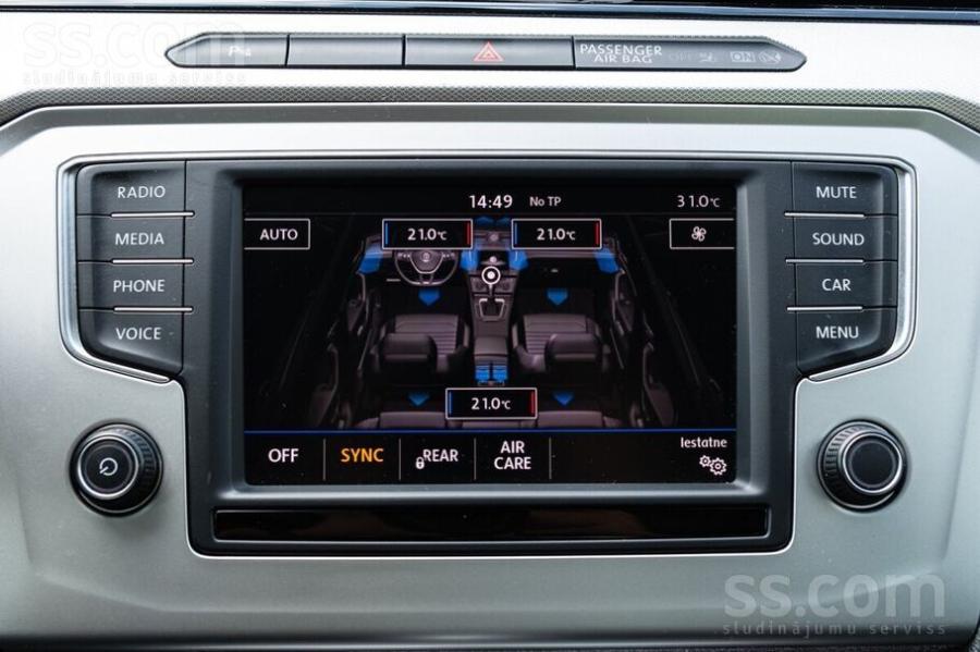 Pelēks Volkswagen Passat B8 2017 Rīga, ar dzinēja tilpumu 2.00 L un nobraukumu 140 tūkst. km par 12950 €, foto 12 vietnē AUTOMOTO.COM.LV