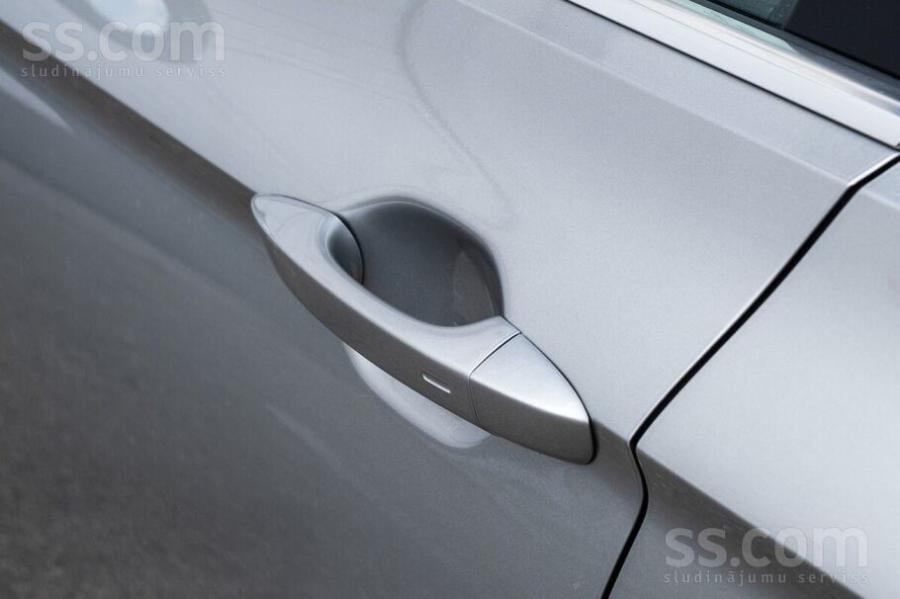 Pelēks Volkswagen Passat B8 2017 Rīga, ar dzinēja tilpumu 2.00 L un nobraukumu 140 tūkst. km par 12950 €, foto 15 vietnē AUTOMOTO.COM.LV