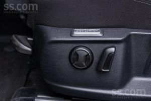Pelēks Volkswagen Passat B8 2017 Rīga, ar dzinēja tilpumu 2.00 L un nobraukumu 140 tūkst. km par 12950 €, foto 18 vietnē AUTOMOTO.COM.LV