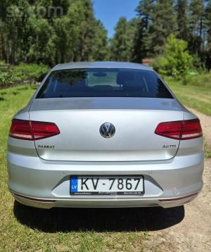 Grey Volkswagen Passat B8 2017 in Riga, with an engine capacity of 2.00 L and mileage of 150 thousand km for 8700 €, photo 6 on AUTOMOTO.COM.LV