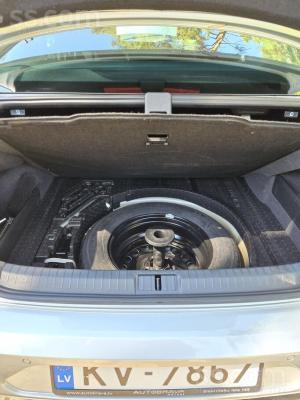 Grey Volkswagen Passat B8 2017 in Riga, with an engine capacity of 2.00 L and mileage of 150 thousand km for 8700 €, photo 13 on AUTOMOTO.COM.LV