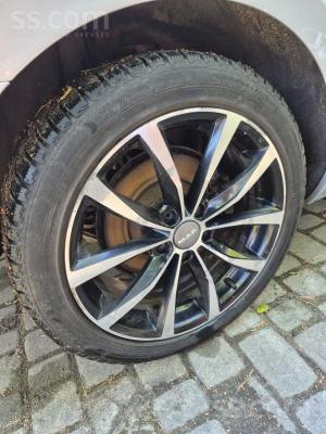 Grey Volkswagen Passat B8 2017 in Riga, with an engine capacity of 2.00 L and mileage of 150 thousand km for 8700 €, photo 16 on AUTOMOTO.COM.LV