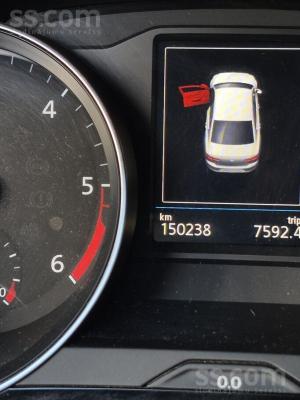 Grey Volkswagen Passat B8 2017 in Riga, with an engine capacity of 2.00 L and mileage of 150 thousand km for 8700 €, photo 22 on AUTOMOTO.COM.LV