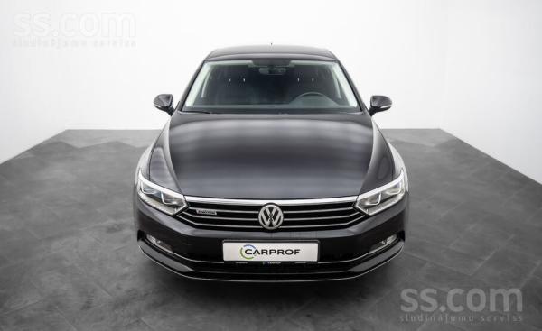 Grey Volkswagen Passat B8 2018 in Tallinn, with an engine capacity of 2.00 L and mileage of 132 thousand km for 15999 €, photo 2 on AUTOMOTO.COM.LV