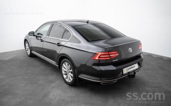 Grey Volkswagen Passat B8 2018 in Tallinn, with an engine capacity of 2.00 L and mileage of 132 thousand km for 15999 €, photo 6 on AUTOMOTO.COM.LV