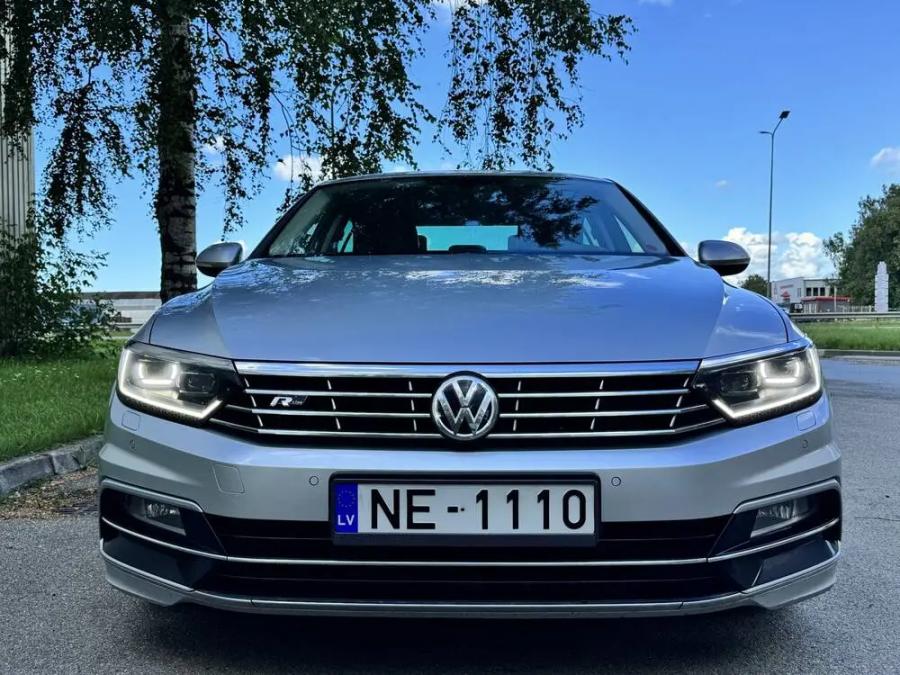 Pelēks Volkswagen Passat B8 2018 Rīga, ar dzinēja tilpumu 2.00 L un nobraukumu 244 tūkst. km par 12000 €, foto 3 vietnē AUTOMOTO.COM.LV