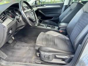 Pelēks Volkswagen Passat B8 2018 Rīga, ar dzinēja tilpumu 2.00 L un nobraukumu 244 tūkst. km par 12000 €, foto 17 vietnē AUTOMOTO.COM.LV