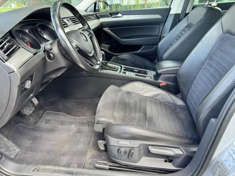 Pelēks Volkswagen Passat B8 2018 Rīga, ar dzinēja tilpumu 2.00 L un nobraukumu 244 tūkst. km par 12000 €, foto 17 vietnē AUTOMOTO.COM.LV