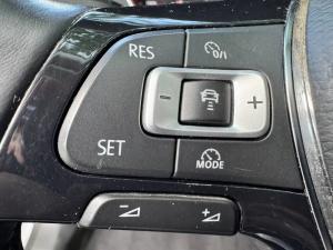 Pelēks Volkswagen Passat B8 2018 Rīga, ar dzinēja tilpumu 2.00 L un nobraukumu 244 tūkst. km par 12000 €, foto 19 vietnē AUTOMOTO.COM.LV