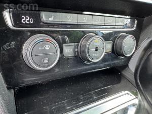 Grey Volkswagen Passat B8 2018 in Riga, with an engine capacity of 2.00 L and mileage of 244 thousand km for 11500 €, photo 23 on AUTOMOTO.COM.LV