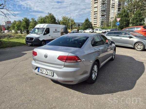 Grey Volkswagen Passat B8 2018 in Riga, with an engine capacity of 1.40 L and mileage of 191 thousand km for 11390 €, photo 7 on AUTOMOTO.COM.LV