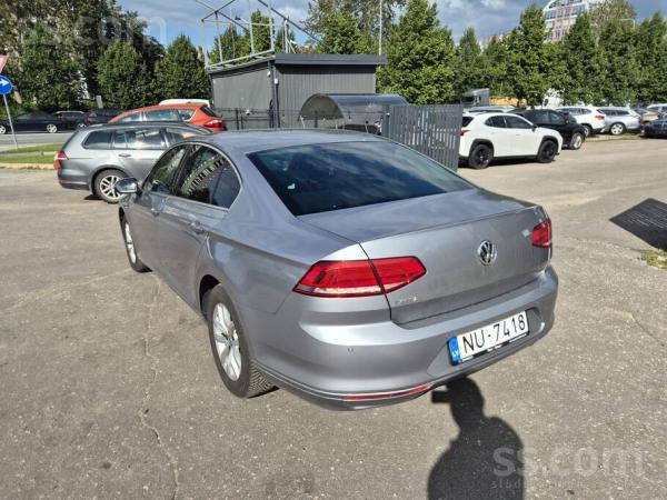 Grey Volkswagen Passat B8 2018 in Riga, with an engine capacity of 1.40 L and mileage of 191 thousand km for 11390 €, photo 9 on AUTOMOTO.COM.LV