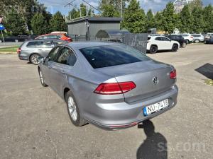 Grey Volkswagen Passat B8 2018 in Riga, with an engine capacity of 1.40 L and mileage of 191 thousand km for 11390 €, photo 9 on AUTOMOTO.COM.LV