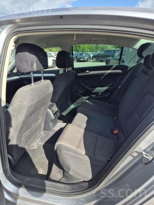 Grey Volkswagen Passat B8 2018 in Riga, with an engine capacity of 1.40 L and mileage of 191 thousand km for 11390 €, photo 11 on AUTOMOTO.COM.LV