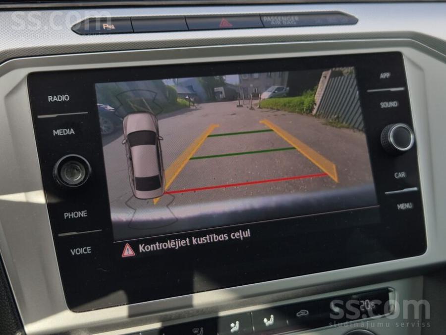 Grey Volkswagen Passat B8 2018 in Riga, with an engine capacity of 1.40 L and mileage of 191 thousand km for 11390 €, photo 15 on AUTOMOTO.COM.LV