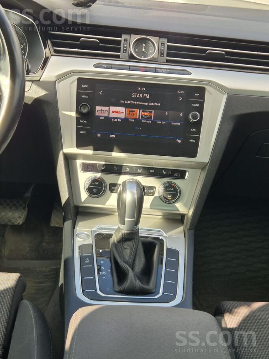 Grey Volkswagen Passat B8 2018 in Riga, with an engine capacity of 1.40 L and mileage of 191 thousand km for 11390 €, photo 18 on AUTOMOTO.COM.LV