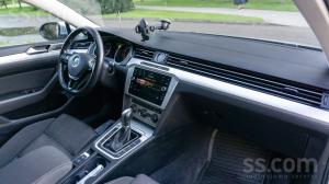 Pelēks Volkswagen Passat B8 2018 Rīga, ar dzinēja tilpumu 1.40 L un nobraukumu 191 tūkst. km par 11390 €, foto 12 vietnē AUTOMOTO.COM.LV