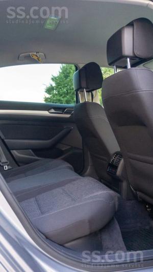 Pelēks Volkswagen Passat B8 2018 Rīga, ar dzinēja tilpumu 1.40 L un nobraukumu 191 tūkst. km par 11390 €, foto 30 vietnē AUTOMOTO.COM.LV