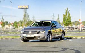 Grey Volkswagen Passat B8 2018 in Riga, with an engine capacity of 1.40 L and mileage of 191 thousand km for 11390 €, photo  on AUTOMOTO.COM.LV