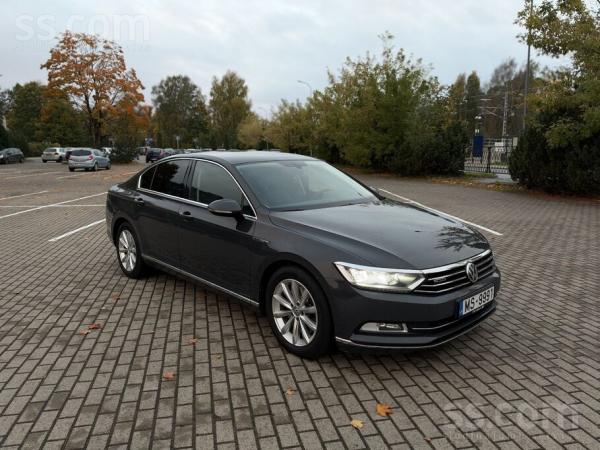 Grey Volkswagen Passat B8 2018 in Riga, with an engine capacity of 2.00 L and mileage of 176 thousand km for 14990 €, photo 1 on AUTOMOTO.COM.LV