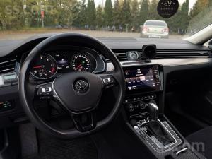 Grey Volkswagen Passat B8 2018 in Riga, with an engine capacity of 2.00 L and mileage of 176 thousand km for 14990 €, photo 9 on AUTOMOTO.COM.LV