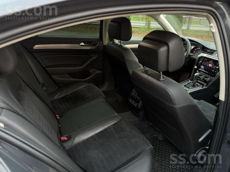 Grey Volkswagen Passat B8 2018 in Riga, with an engine capacity of 2.00 L and mileage of 176 thousand km for 14990 €, photo 10 on AUTOMOTO.COM.LV