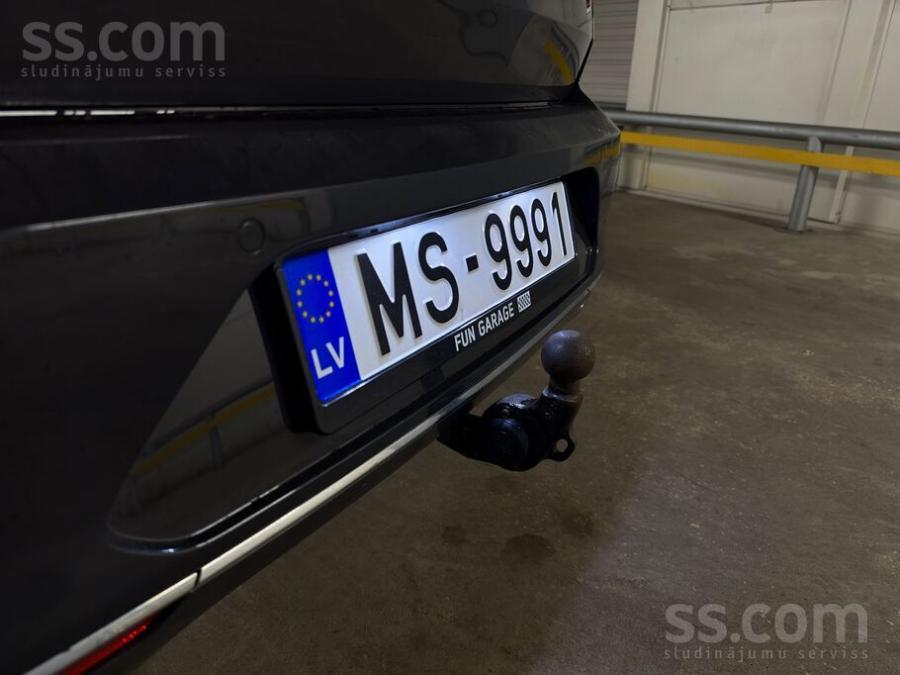 Grey Volkswagen Passat B8 2018 in Riga, with an engine capacity of 2.00 L and mileage of 176 thousand km for 14990 €, photo 25 on AUTOMOTO.COM.LV